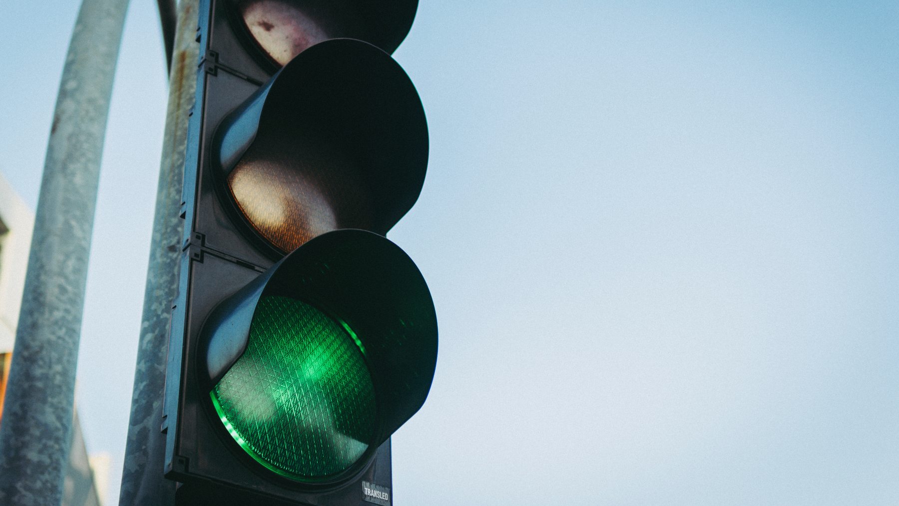 Red, yellow and green: What is the origin of this traffic light ...