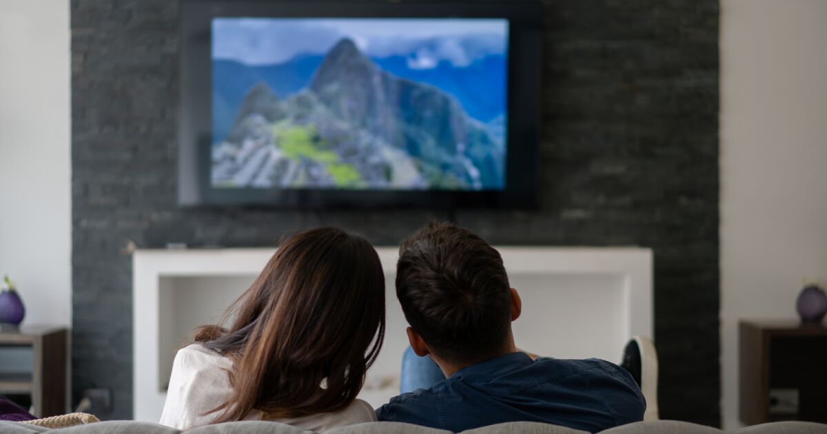 How do streaming platforms benefit cable companies like Megacable? - Padeye