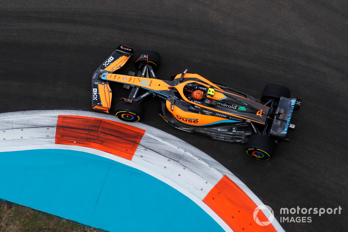 Visual comparison: the 2022 vs. 2021 McLaren MCL36 - Padeye
