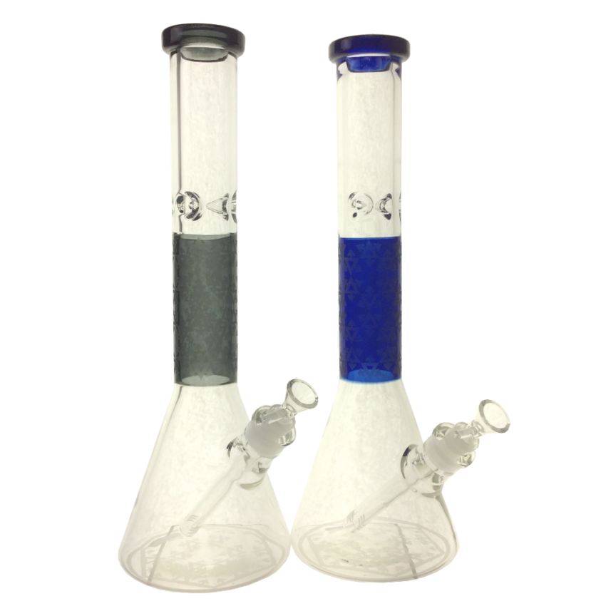 16 INCH TRIANGLE ENGRAVED BEAKER WATER PIPE