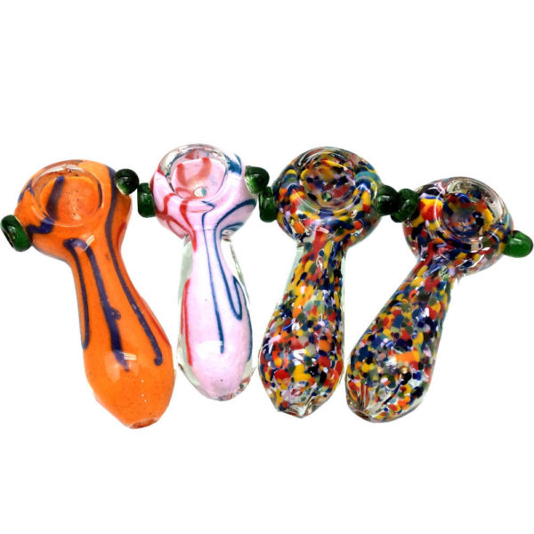 4 INCH TWO DESIGNS WITH FRIT HAND PIPES