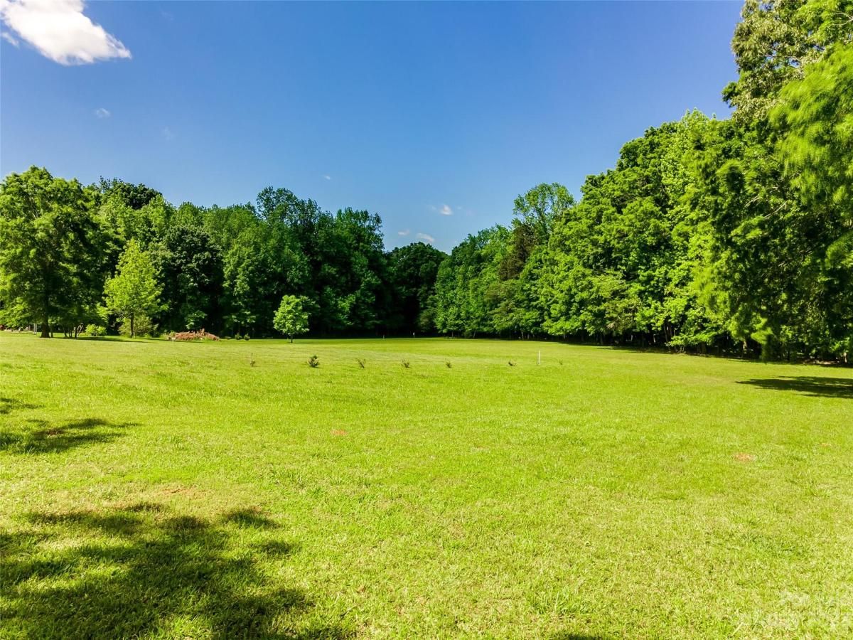 400 Howie Mine Road Waxhaw NC 28173 MLS #CAR4120623 400 Howie Mine Road Waxhaw NC 28173 MLS #CAR4120623