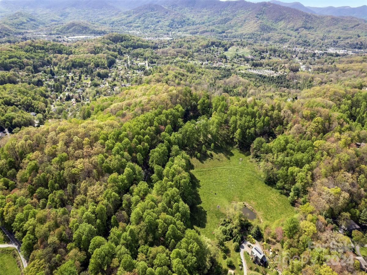 301 Awohali Trail Maggie Valley NC 28751 MLS #CAR4075274