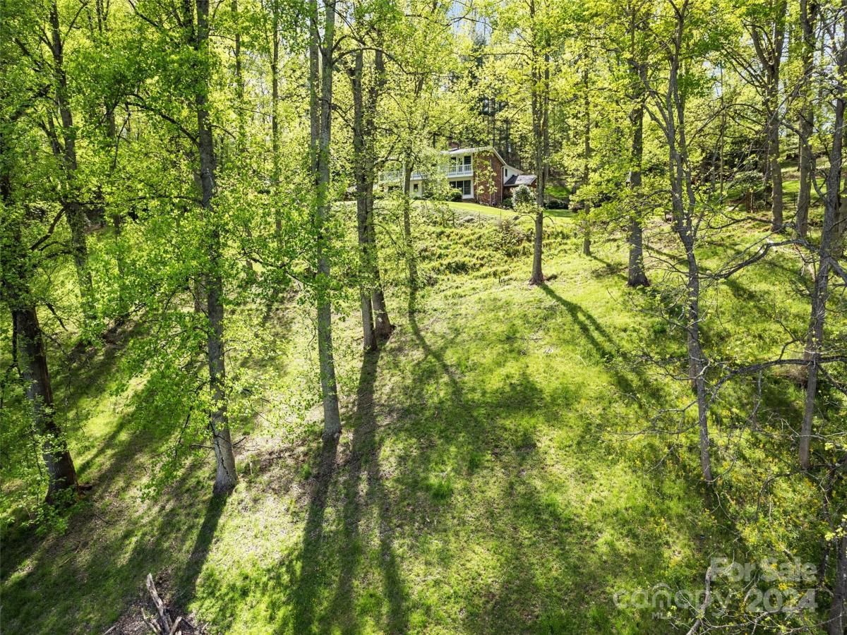 301 Awohali Trail Maggie Valley NC 28751 MLS #CAR4075274