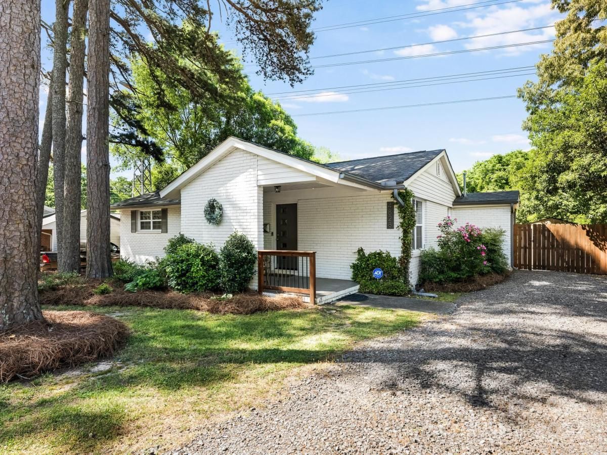 4828 Gilmore Drive Charlotte NC 28209 MLS #CAR4154427