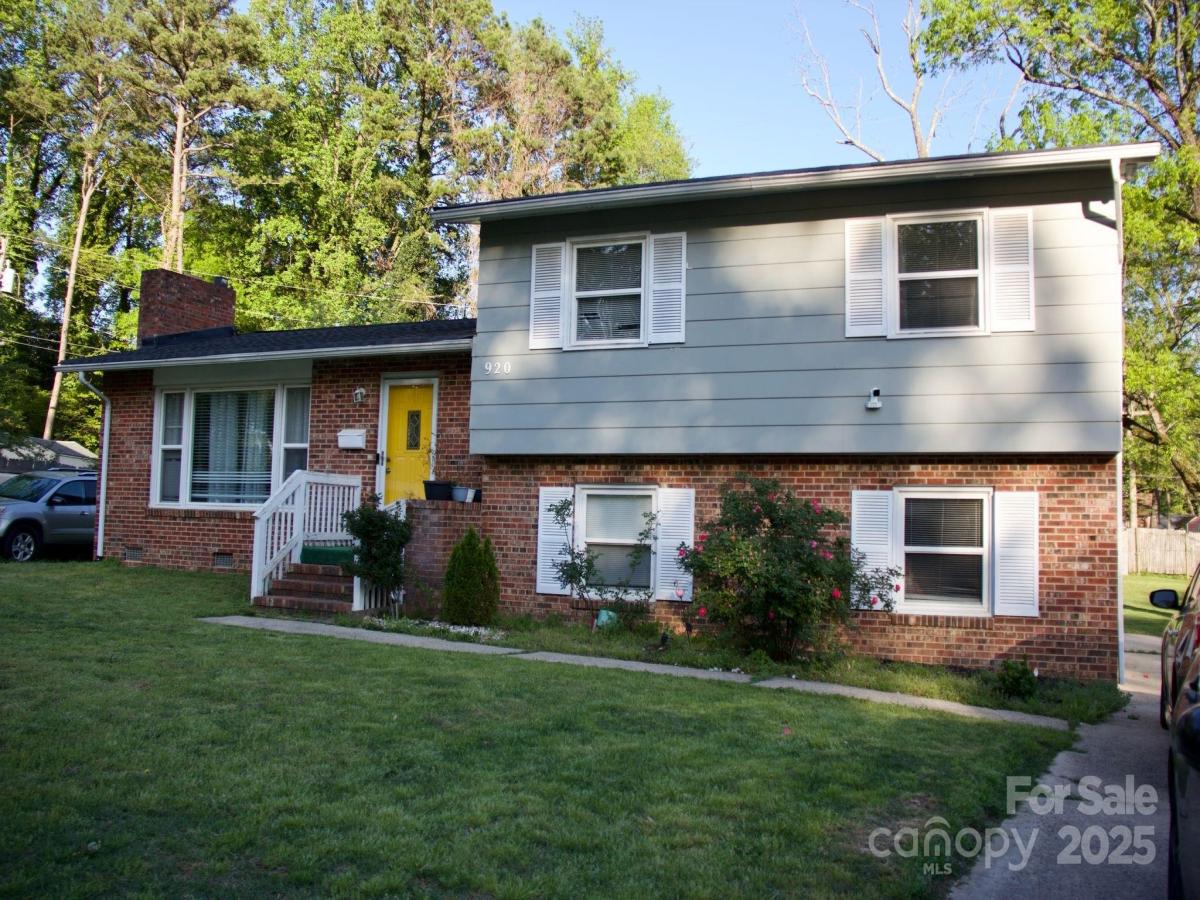 Property listings in Hidden Valley Estates Subdivision
