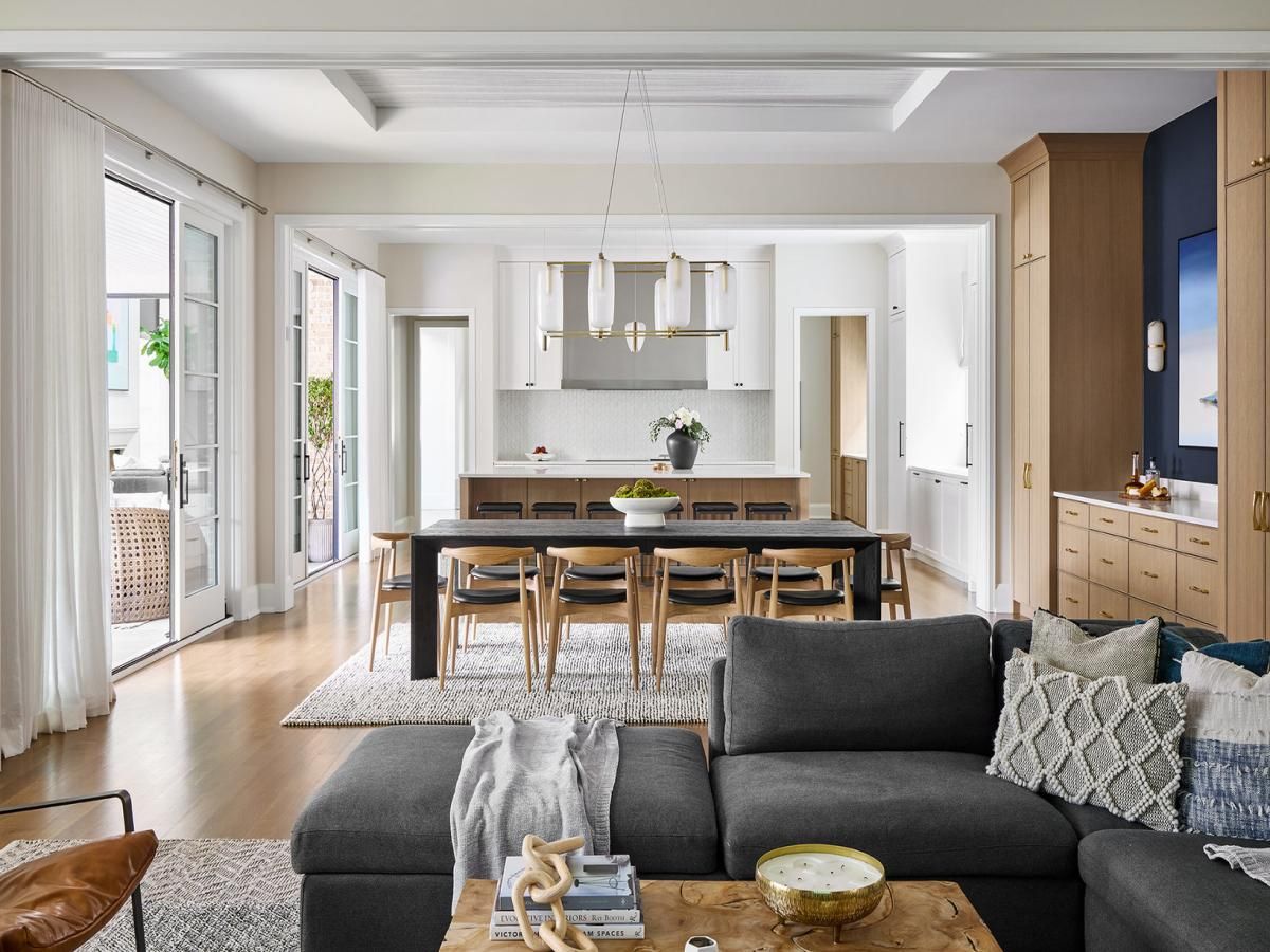 Explore Top 5 Wealthiest Neighborhoods in Chicago